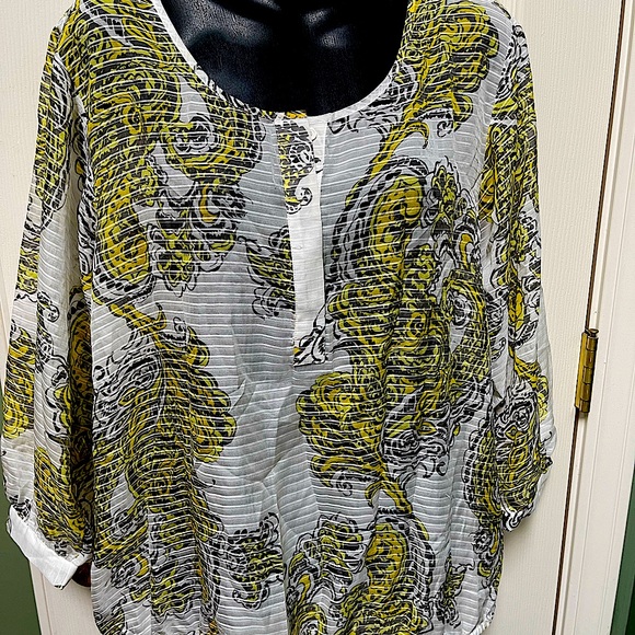 Ann Taylor | Tops | Beautiful Sheer Yellow Floral Blouse With Three ...